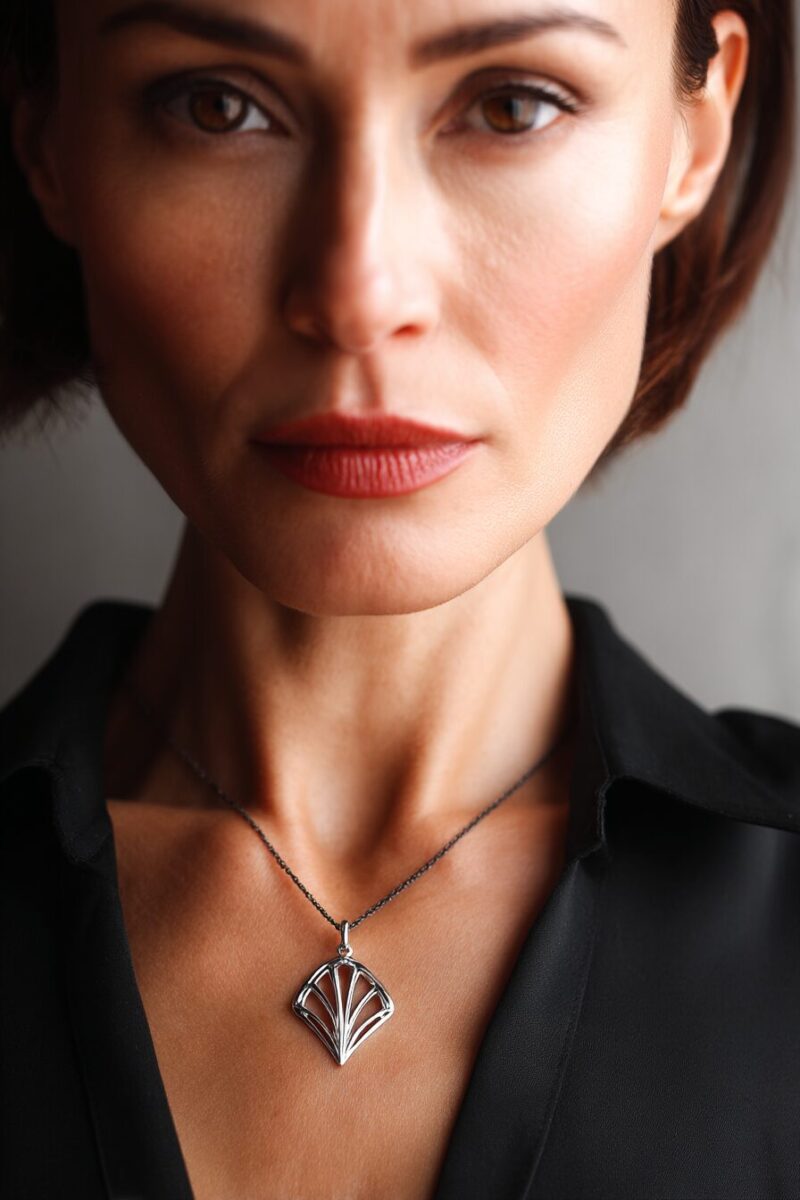 Don’t Miss Out On These Stylish Vintage Necklaces That Everyone Will Be ...